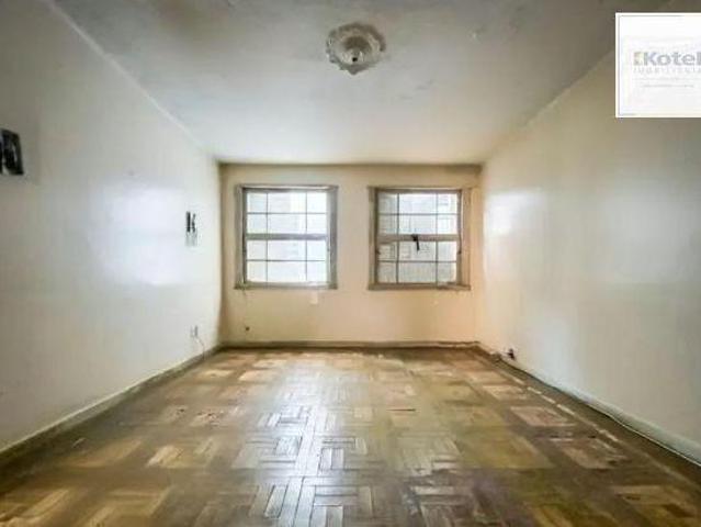 Apartamento no Bom Fim de 3 dormitórios DESOCUPADO