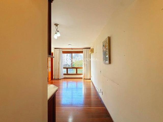 APARTAMENTO NO BOM FIM