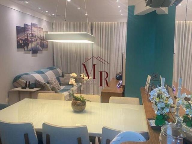 Apartamento no Boqueirão com dois dormitórios e uma suíte