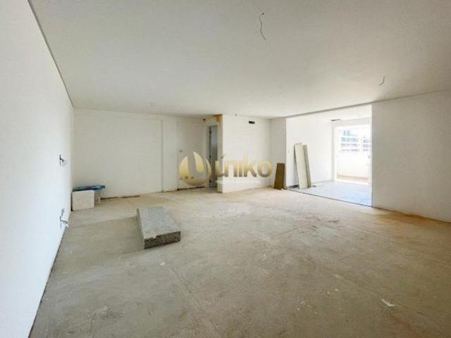 Apartamento no Borgata Sestriere com 3 Quartos