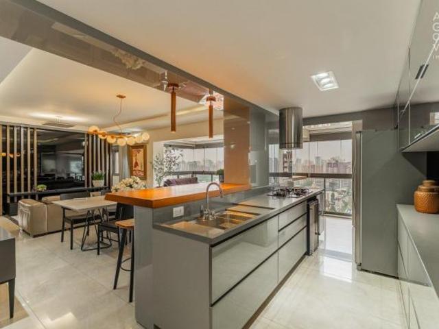 Apartamento no Blend, 03 Suítes, 03 Vagas, Andar Alto, Batel, Curitiba