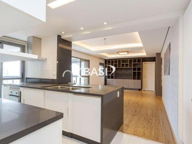 APARTAMENTO NO BLEND BATEL COM 3 SUITES, FACE LESTE E DUAS VAGAS DE GARAGEM