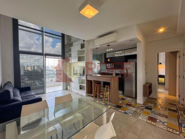 Apartamento no Brooklin | 73 m² | Pé Direito Duplo | 2 Suítes | Vista Livre | Penn Tower