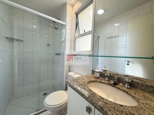 Apartamento no Brooklin, 3 dormitórios sendo 2 suítes, 2 vagas de garagem 115m2!