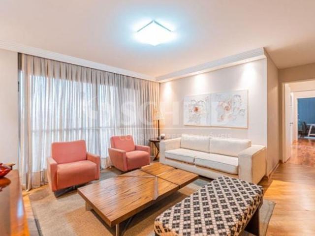 APARTAMENTO NO BROOKLIN COM 132M² 3 QUARTOS 1 SUÍTE E 2 VAGAS