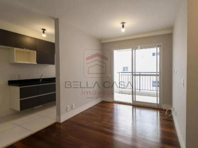 Apartamento no Brás, 55m² 2 dormitórios sendo 1 suíte, 2 banheiros varanda grande e 1 vaga
