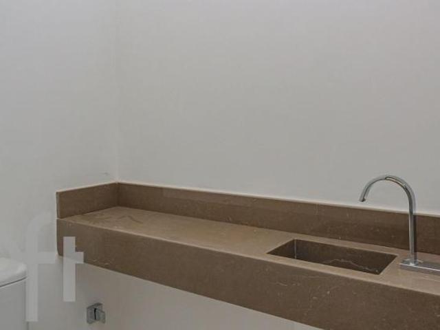 Apartamento no Campo Belo em São Paulo SP código 42821