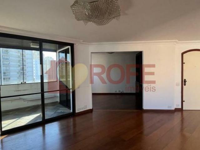 Apartamento no Campo Belo, SP | 3 suites, 3 vagas