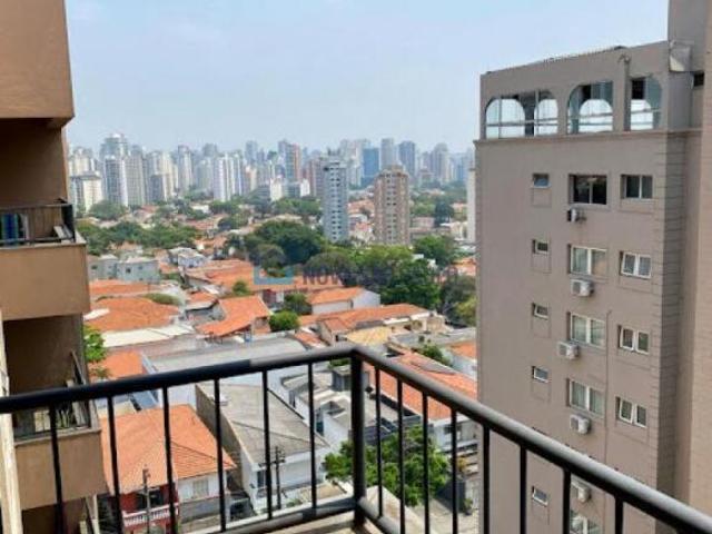 Apartamento no Campo Belo | 2 Quartos | 1 Vaga | Varanda | Venda