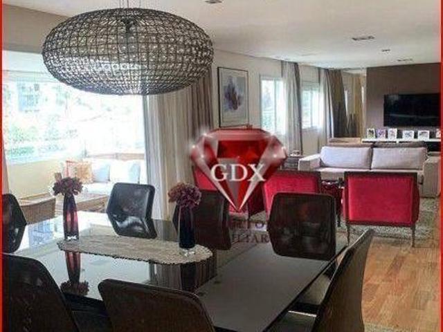 Apartamento no Campo Belo
