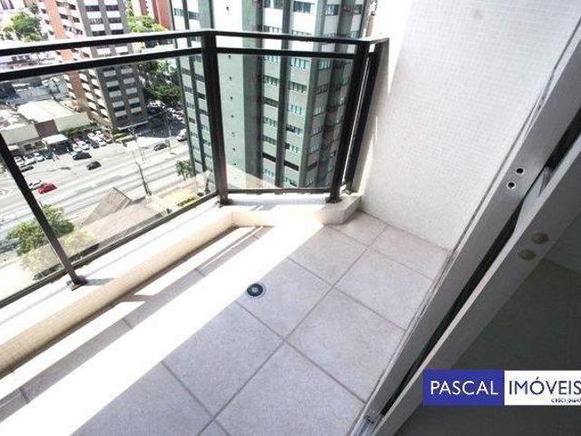 Apartamento no Campo Belo 1 suíte 1vaga