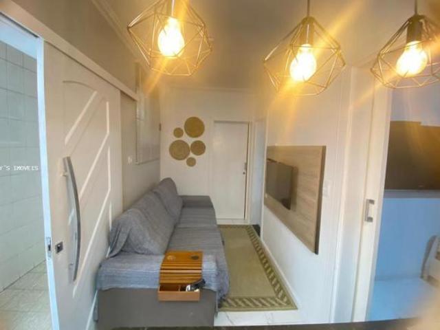 APARTAMENTO NO CANTO DO FORTE, COM 2 DORMITÓRIOS, APENAS 1 QUADRA DA PRAIA!