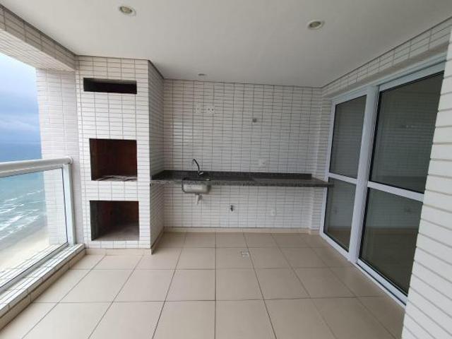 Apartamento no Canto do Forte com uma vista mar espetacular, 03 suítes!