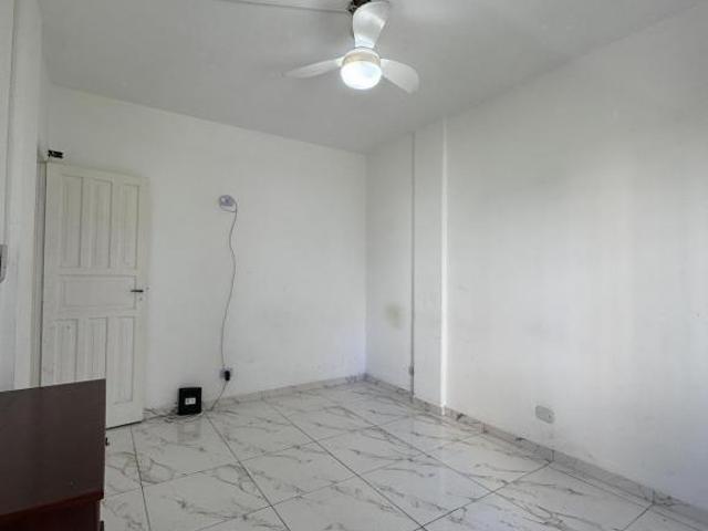 Apartamento no Canto do Forte em Praia Grande SP