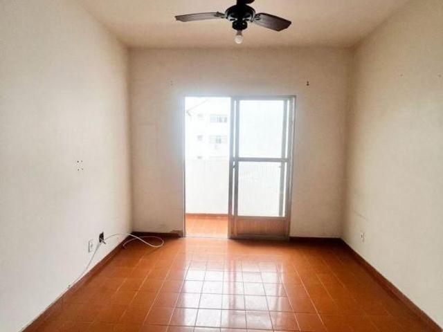 Apartamento no Canto do Forte, em Praia Grande SP