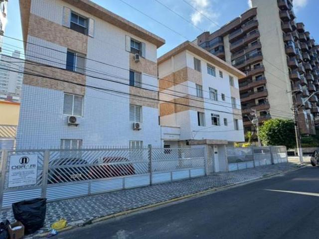 Apartamento no Canto do Forte em Praia Grande SP