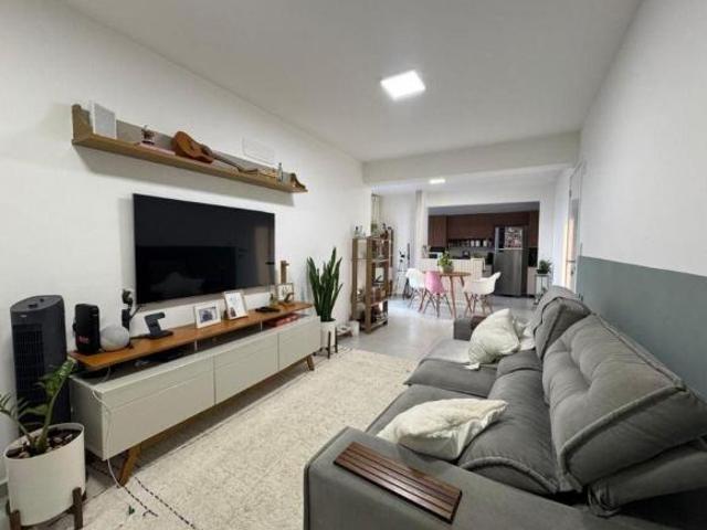 Apartamento no Canto do Forte – Mobiliado, 2 Dorms e Lazer Completo