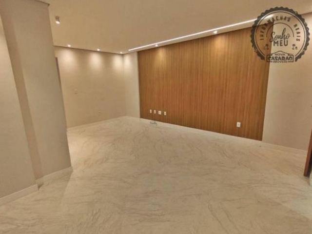 Apartamento no Canto do Forte Praia Grande/SP
