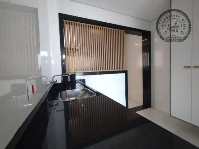 Apartamento no Canto do Forte Praia Grande/SP