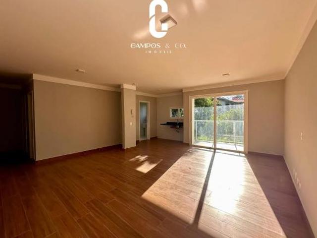 Apartamento no Canada Village, Campos do Jordão
