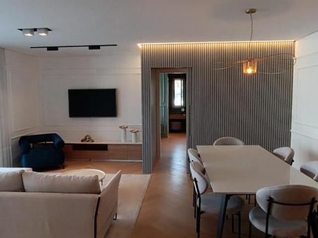 Apartamento no Cabral 3 quartos Estrutura Clube 101 m2