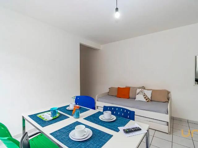 Apartamento no Cajuru de 64 m² com 1 quarto
