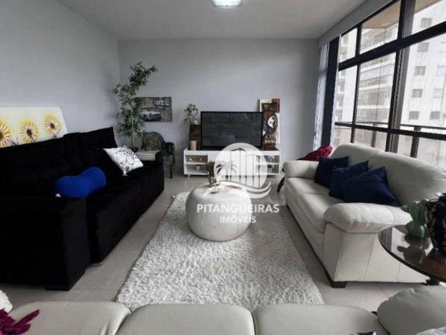 Apartamento no calçadão com vista mar, 3 dormitórios à venda, 150 m² na Praia das Pitangueiras Gua