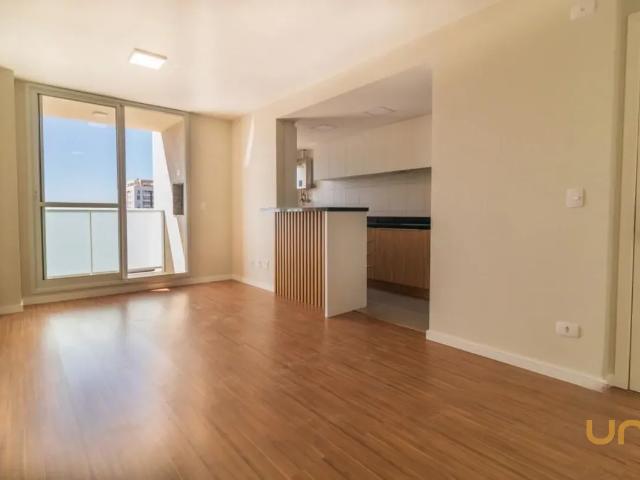 Apartamento no Capão Raso de 100.69 m² com 2 quartos
