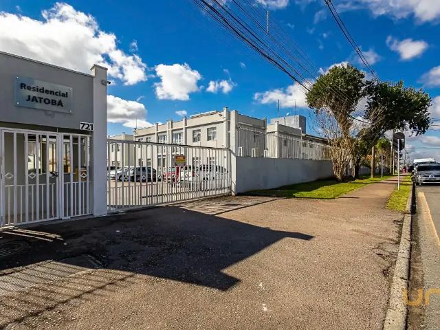 Apartamento no Capão Raso de 56.28 m² com 3 quartos