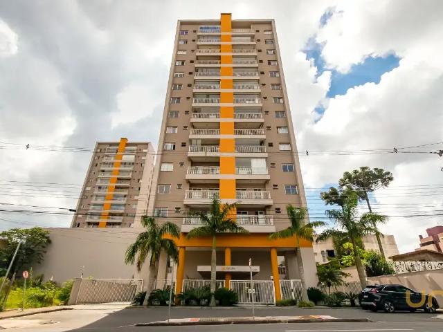 Apartamento no Capão Raso de 85 m² com 2 quartos
