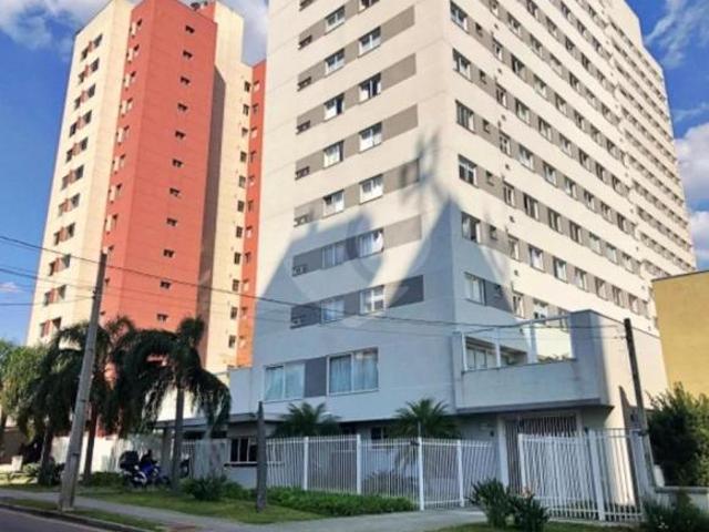 Apartamento no Capão Raso, 2 quartos e 1 vaga de garagem
