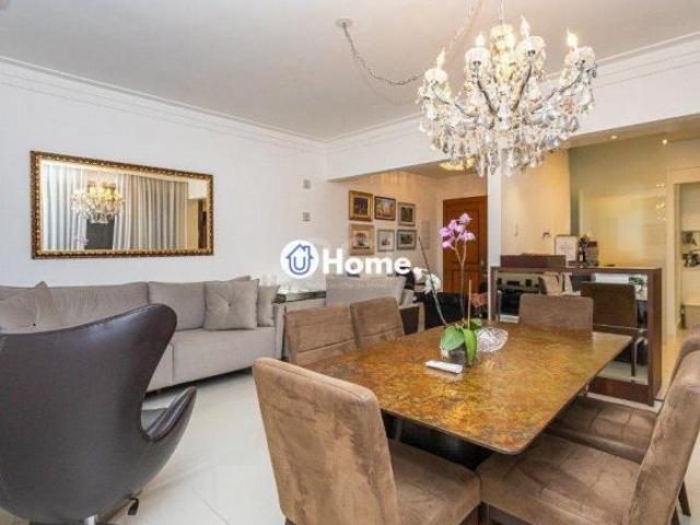 Apartamento no Centro 2 dormitórios reformado e mobiliado