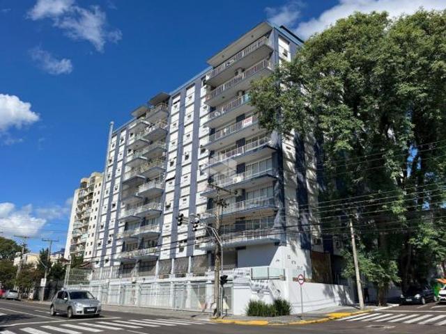 APARTAMENTO NO CENTRO COM 02 DORMITÓRIOS