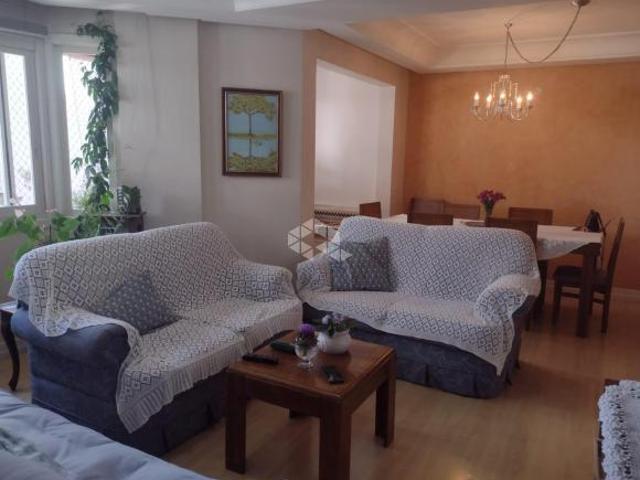 Apartamento no Centro com 03 quartos sendo 01 suíte