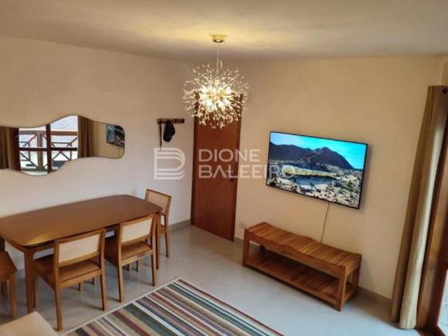 Apartamento no centro com 2 dormitórios