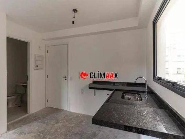 Apartamento no Centro com 34m², 1 dorm churrasqueira e piscina República SP