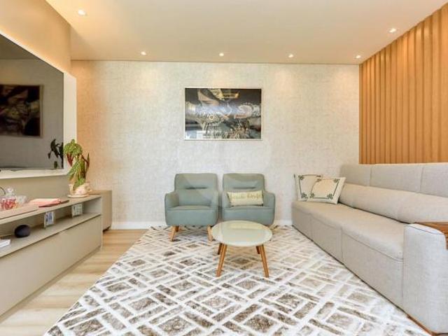 APARTAMENTO NO CENTRO COM 3 QUARTOS 2 SUÍTES 3 BANHEIROS 2 VAGAS C/ARMÁRIOS