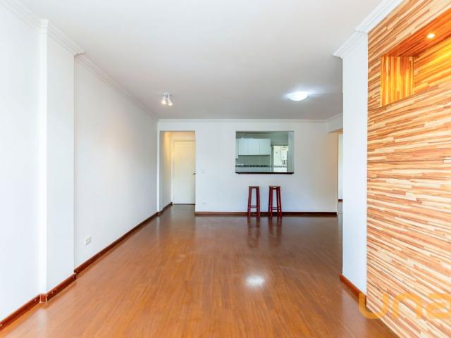 Apartamento no Centro Cívico de 130 m² com 2 quartos
