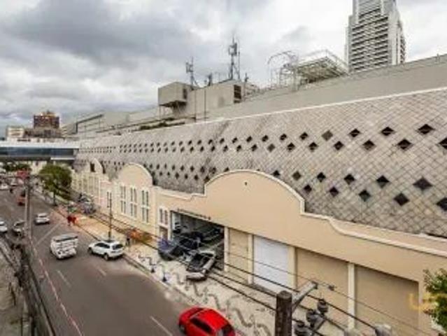 Apartamento no Centro Cívico de 72 m² com 1 quarto
