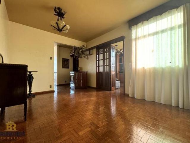 APARTAMENTO NO CENTRO DA CIDADE