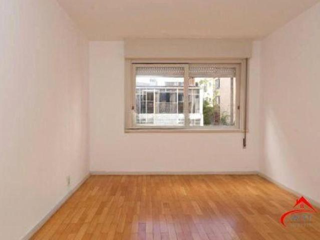 Apartamento no Centro de 1 dormitório DESOCUPADO
