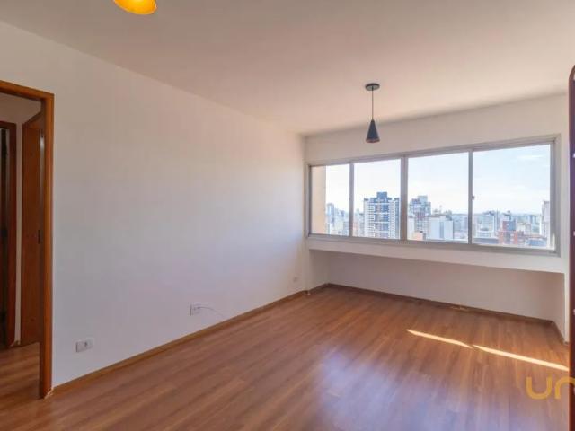 Apartamento no Centro de 72 m² com 1 quarto