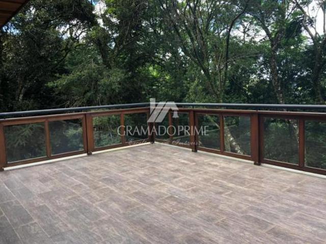 APARTAMENTO NO CENTRO DE GRAMADO