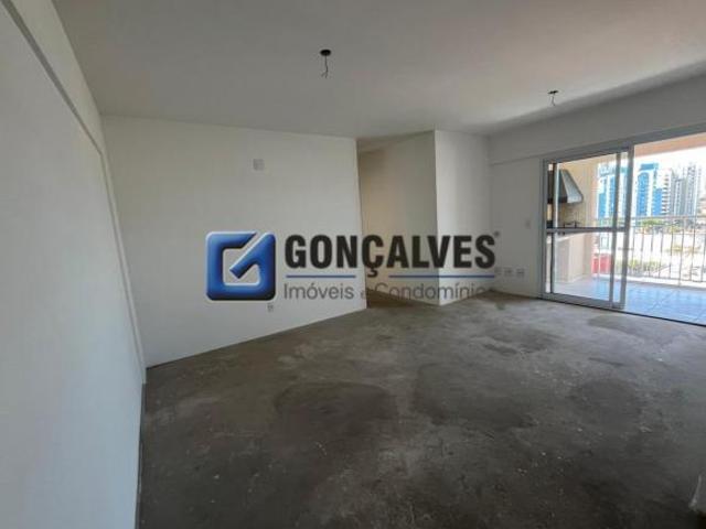 Apartamento no Centro de São Caetano do Sul com 85m²