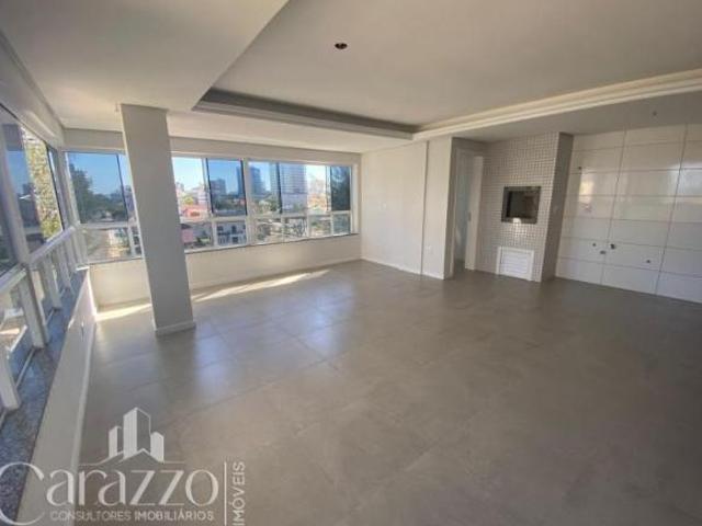 APARTAMENTO NO CENTRO DE TRAMANDAÍ