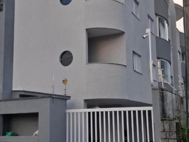 APARTAMENTO NO CENTRO DE UBATUBA 03 DORMITÓRIOS MOBILIADO