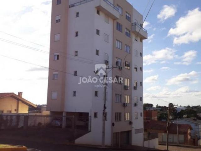 APARTAMENTO NO CENTRO EM ÓTIMA LOCALIZAÇÃO