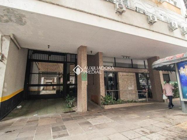 Apartamento no Centro Histórico junto ao Shopping Rua da Praia em Porto Alegre