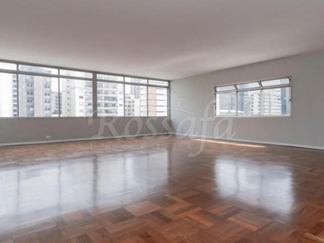 Apartamento no Cerqueira César
