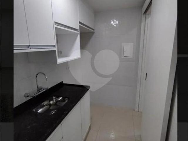 APARTAMENTO NO CHAMPAGNAT | 2 QUARTOS | 1 VAGA